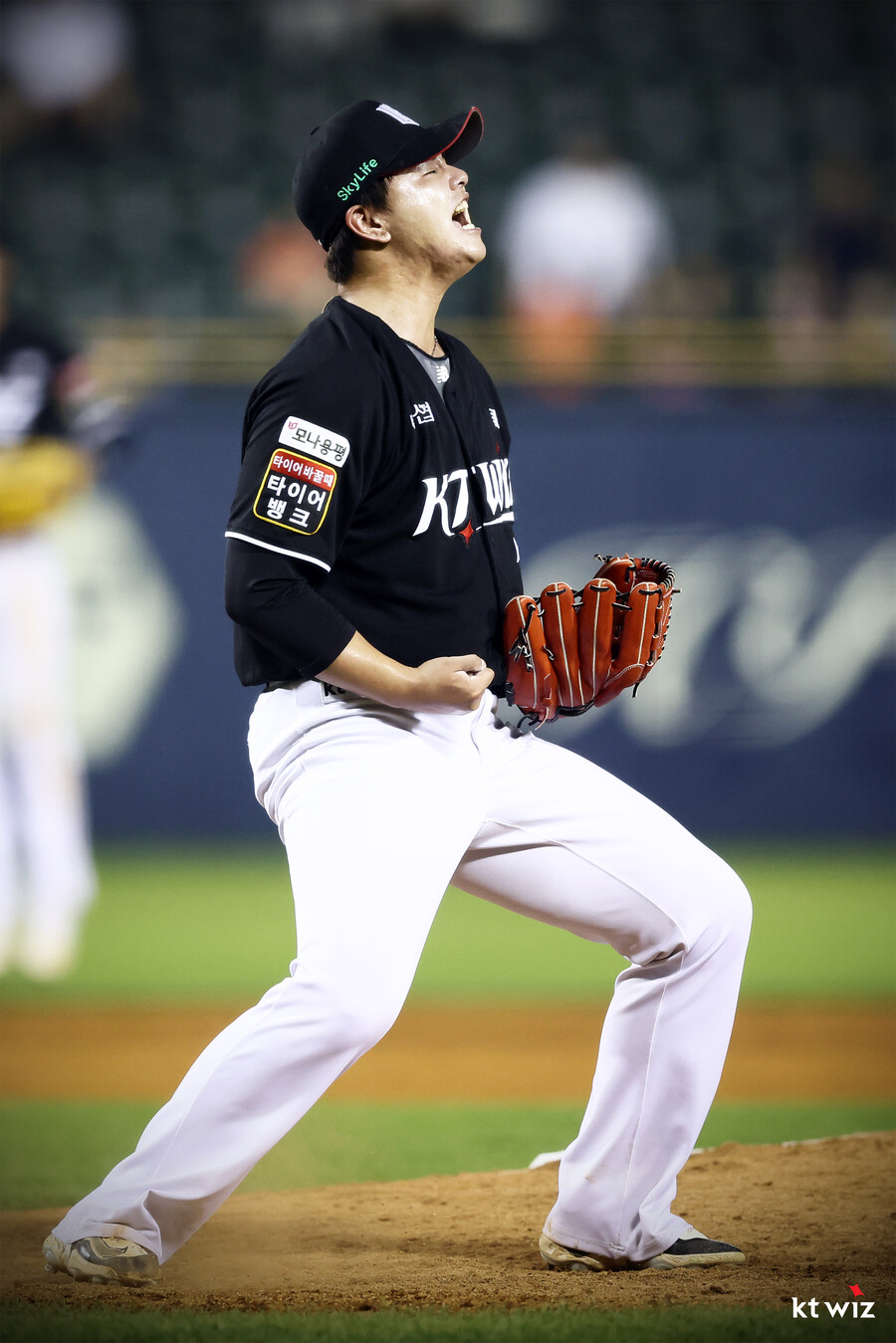 그냥 151km가 아니다…리그 최강 셋업맨 대변신, 내리막길 1차지명 인생역전