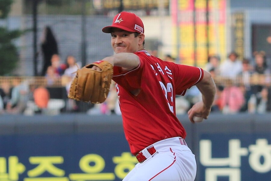 잠실 그라운드 괜찮을까? 비가 이렇게 오는데…18일 SSG-LG전 정상 개최 불투명