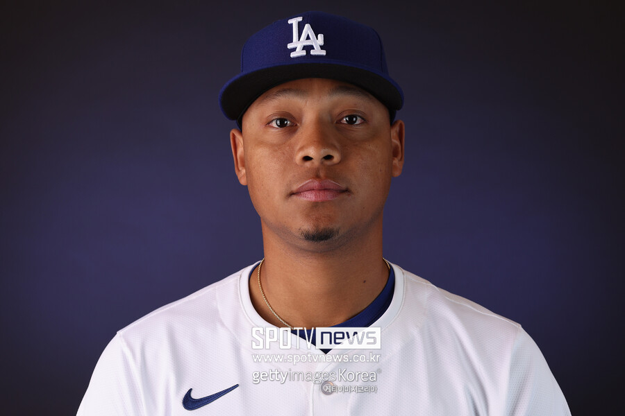 '켈리 진짜 잊는다' LG, 마침내 비행기 탄 150km 야심작…"이르면 다음 주말 첫 등판"