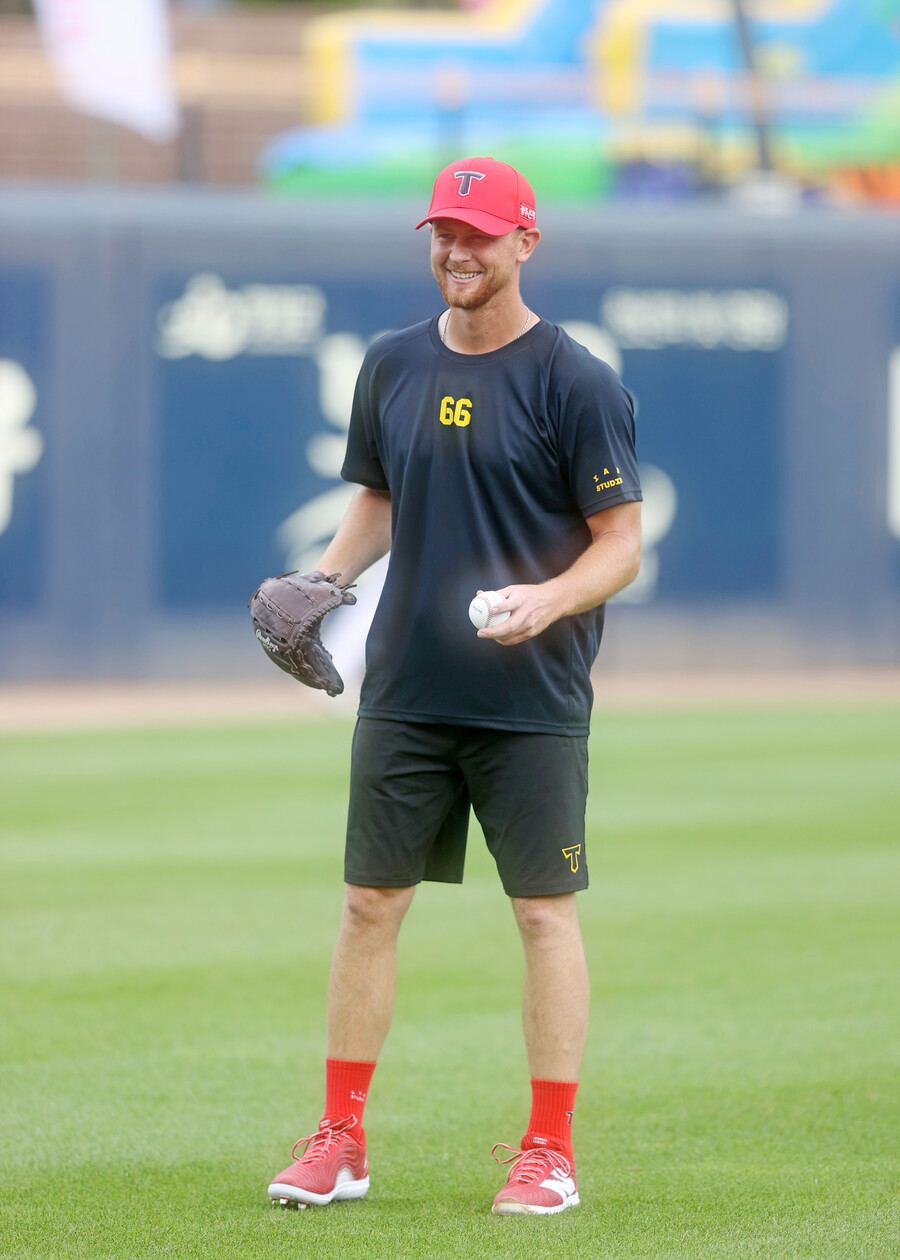 ‘MLB 36승 거물’ KIA 라우어, 11일 데뷔전 치른다… 박찬호 득녀로 경조 휴가 라인업 제외