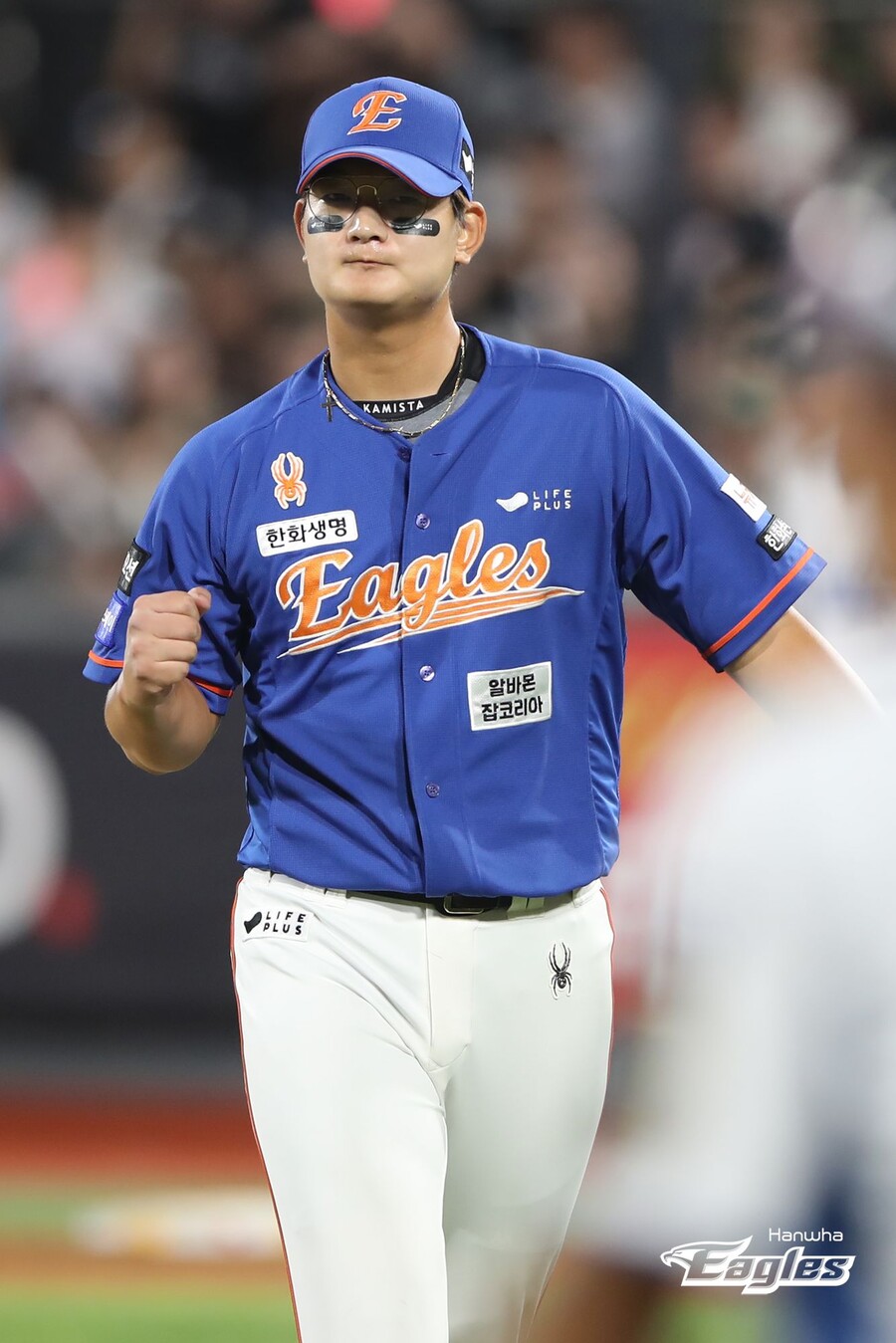 "지금 가장 행복해요"…트레이드 걱정했던 160㎞ 유망주, 한화 5강 싸움의 중심에 서다