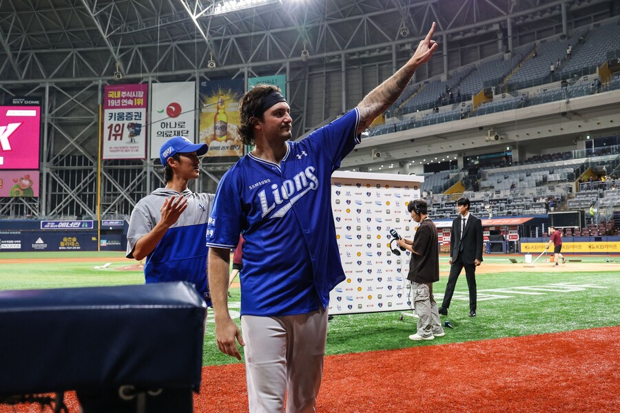 '11K+113구 역투' 코너, 어떻게 고척+히어로즈 포비아 극복해냈나