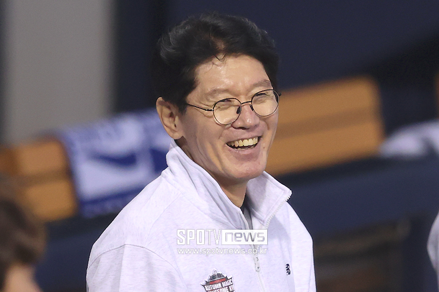 [WC1] 쿠에바스가 가을 마법을 걸었다…'쿠에바스 6이닝 9K' kt, 4위 두산 잡고 역대 최초 업셋 도전