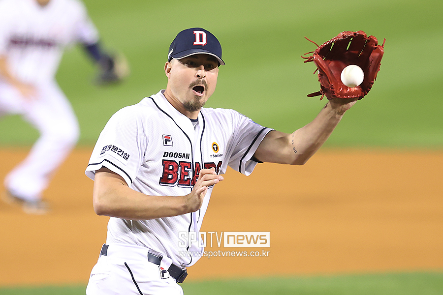 알고보니 154km 괴물 계투? 준PO행 열쇠를 쥐고 있다…이강철 "많은 이닝은 힘들 것"