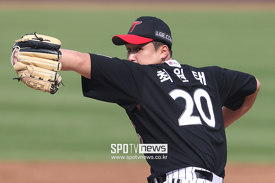 대어급 투수 매물 FA 시장 쏟아진다, KBO FA 명단 공시…FA 4수 서건창·옵트아웃 허경민도 시장 뛰어든다