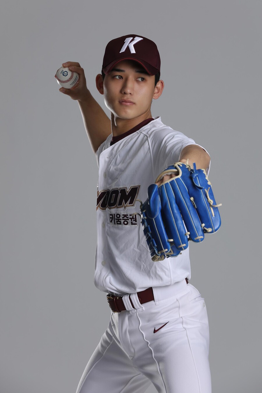 챔필 전광판에 160km 새겼다, 보상 선수로 광속 잠수함 얻다니…2년 만에 비약적 구속 상승 비결은