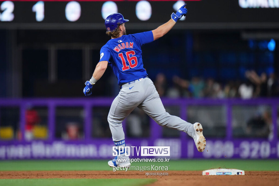 [공식발표] 디펜딩챔피언 KIA 'MLB 88홈런' 거포 잡았다…4년 만에 굿바이 소크라테스