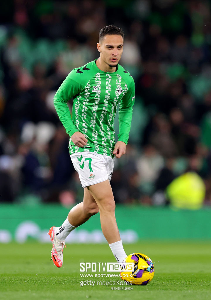 대충격! '1511억 먹튀' 안토니, 임대 데뷔전서 선제골 기점+최우수선수 선정...레알 베티스, 빌바오와 2-2 무승부