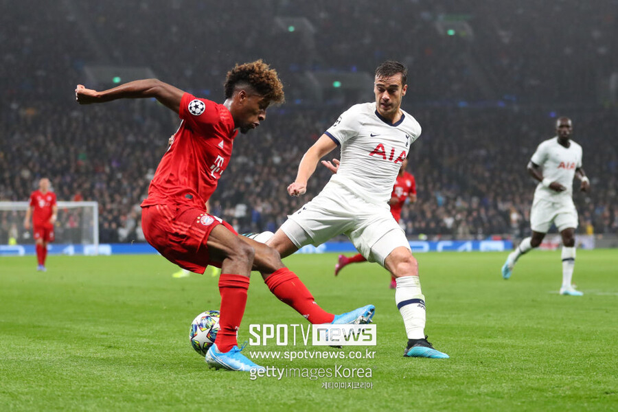 "손흥민 나이가 너무 많아"…HERE WE GO 떴다, "토트넘 FW 추가 영입"→뮌헨 '무색무취 윙어' 주목