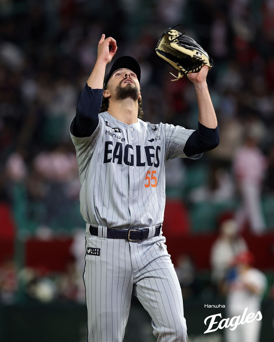 "류현진 나온 날 뒤집은 그 경기가…" 한화 단독 2위 터닝포인트, 156km 외인이 확신한 그 순간