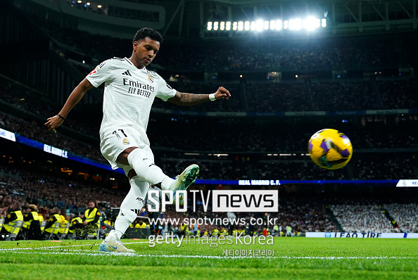 '음바페 있어 못 살겠어요' 브라질 초대형 유망주가 프리미어리그 입성? "아스날이 관심 보이는 중"