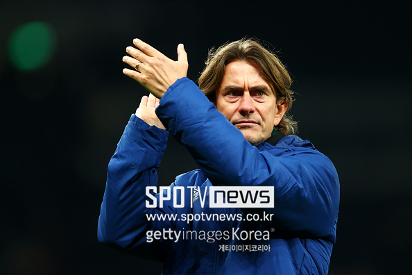 HERE WE GO! 최고 공신력 떴다…“토트넘, 새로운 감독 선임 협상”, 1000만 파운드 바이아웃 발동
