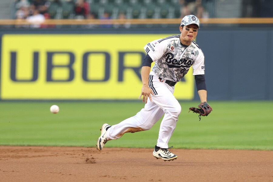 'KBO S급 에이스도 당했다' 연봉 3100만원 무명선수의 홈런→홈런→홈런 여름 대반란