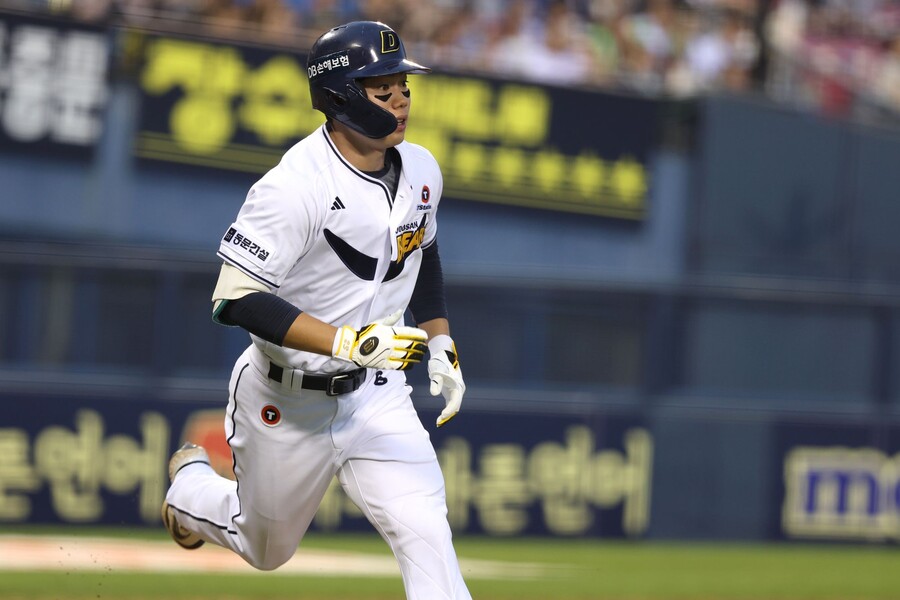 'KBO S급 에이스도 당했다' 연봉 3100만원 무명선수의 홈런→홈런→홈런 여름 대반란