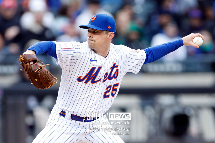 KBO 48승→ML행→국가대표→수술→마침내 1승…145km로 빅리그 호령, 이정후에게만 강한게 아니다