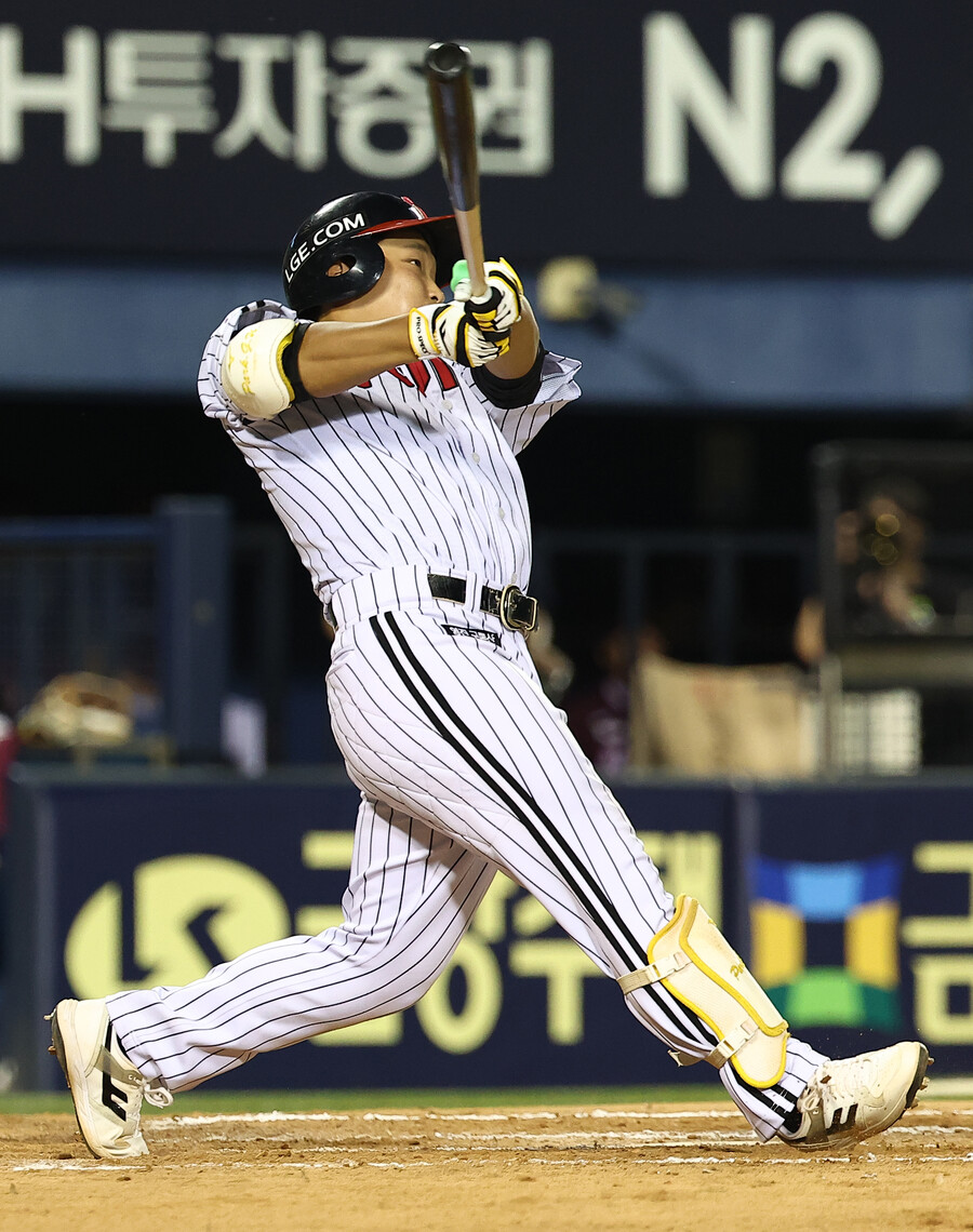 LG에 대타 천재 등장, 신인인데 클러치 타자라니…등번호 없이 데뷔전(?) 치른 사연은