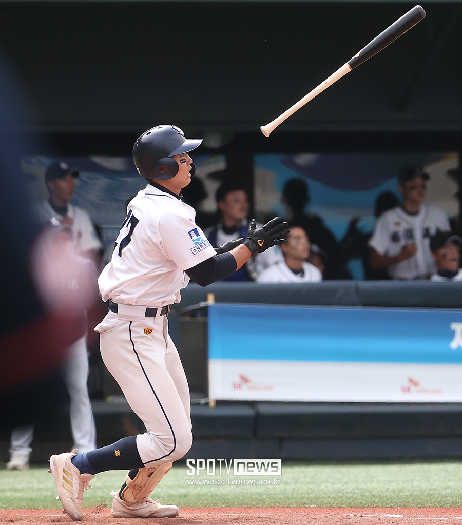 오재원·신재인 빠져도 이정도? 유신고 기적의 역전극, 봉황대기 4강 마지막 티켓 잡았다…29일 준결승전