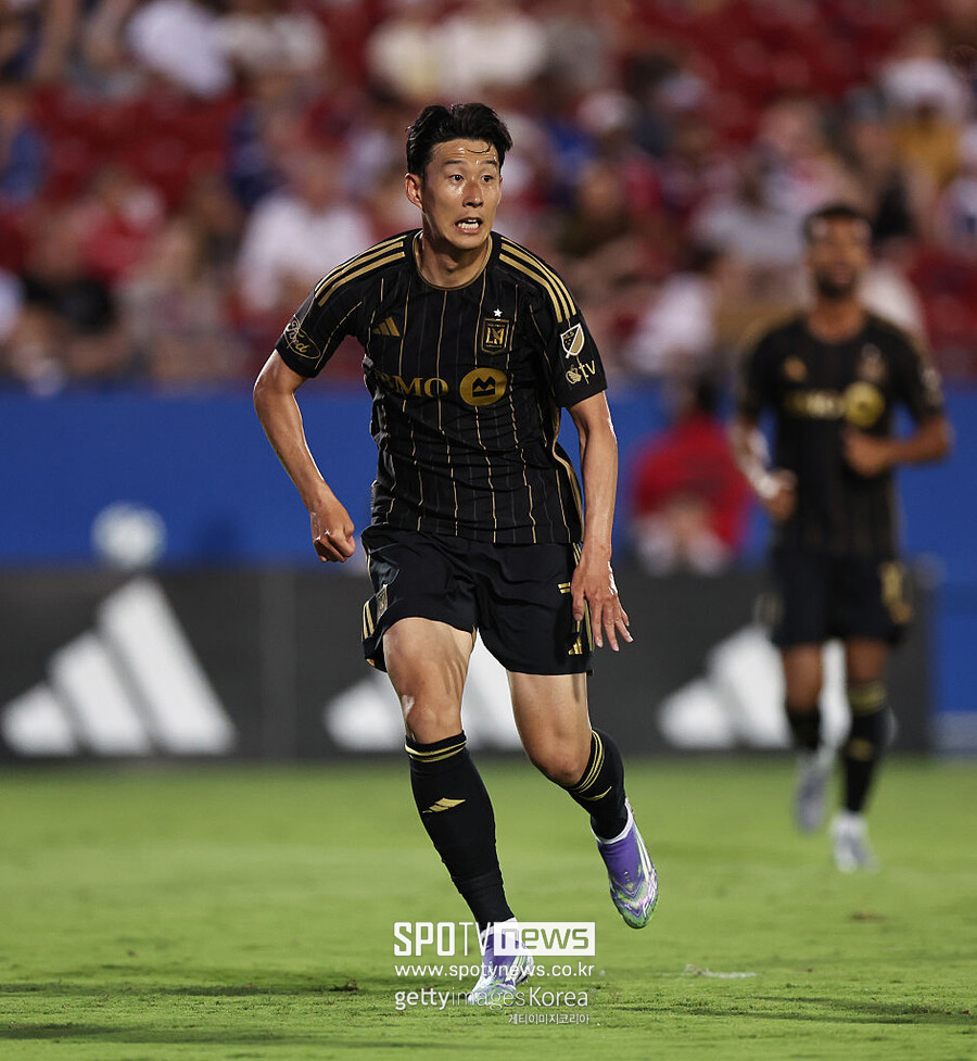 "손흥민은 진짜 좋은 인간이야" LAFC 보안팀도 반했다…SON은 우승 예고→"3개월 전 유로파처럼 美에서도 트로피를"