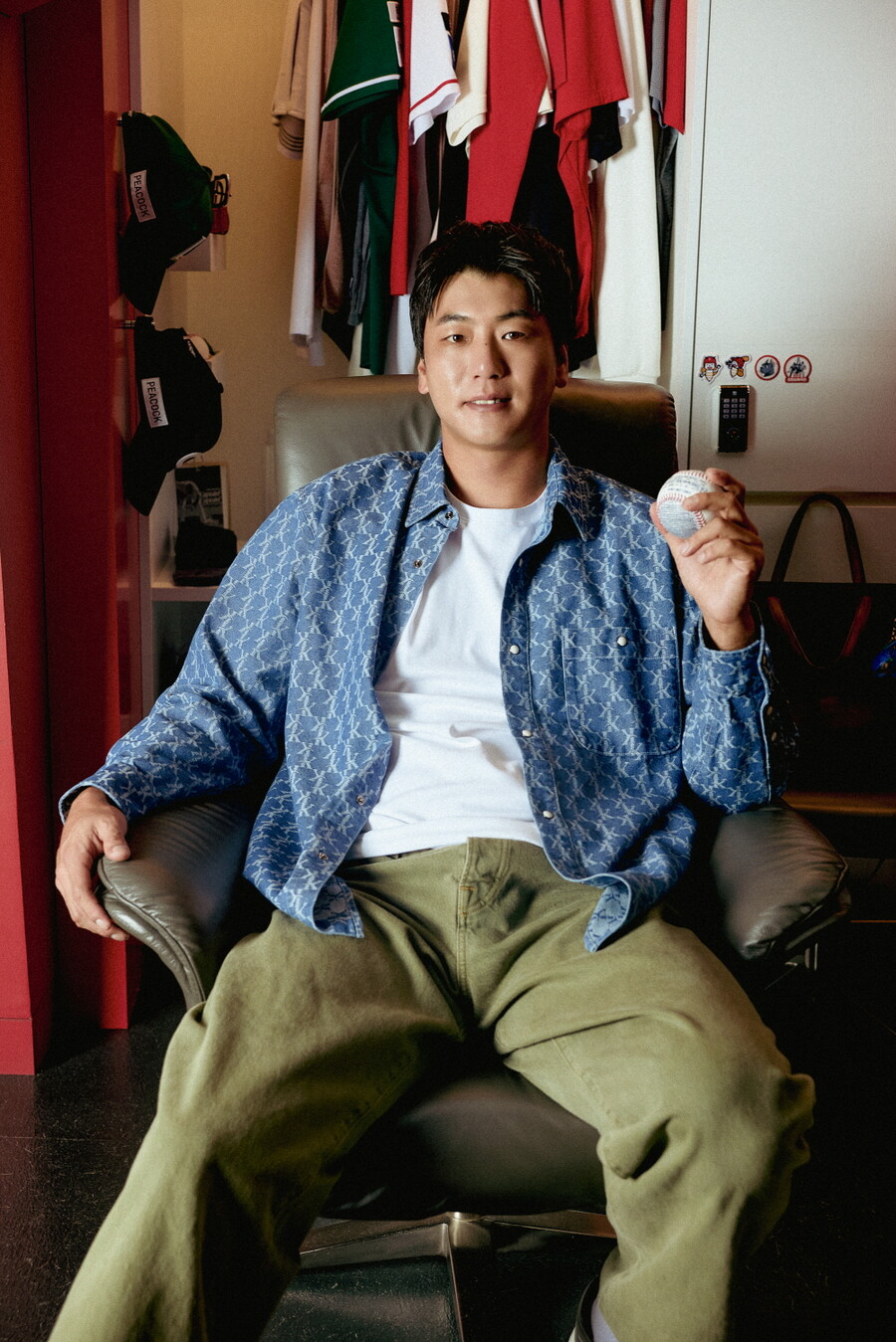 '김광현 직접 디자인 참여' SSG, 2000K 대기록 유니폼·셔츠·모자·기념구 출시