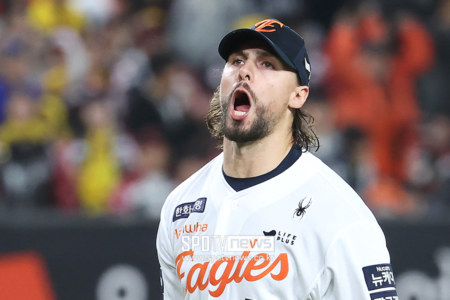 믿었던 김서현 또 충격의 붕괴, 한화 믿을 수 없는 대역전패… ‘9회 6득점 대역전승’ LG KS 우승까지 1승 남았다 [KS4 게임노트]