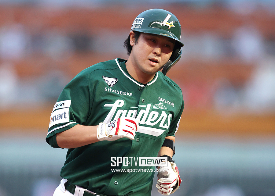 FA·다년계약 재벌 순위 궁금해요? 1위는 '302억원' 이 선수…그럼 그다음은? [FA 광풍②]