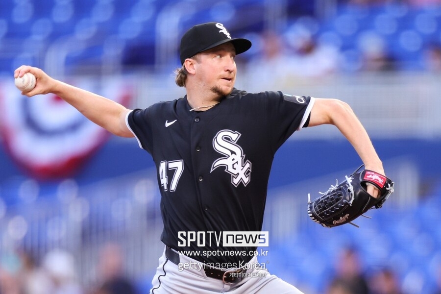 충격적인 '안타-2루타-2루타-안타-안타'…악몽 같았던 4회 집중타, 페디 화이트삭스 복귀전 4실점