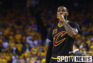 [NBA 파이널5] 르브론 제임스 '여기서 끝낼 수 없어'