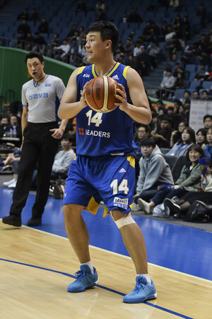 [SPO 히어로] 김동욱, 삼성 상승세 이끈 만능 해결사