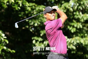 [PGA] 우즈, 퀴큰 론스 내셔널 3R 공동 10위…강성훈 공동 16위