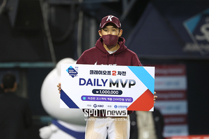 PO2 MVP 이용규 "이제 못 하면 후배들 앞에서 민망…조금은 떳떳해진 것 같다"