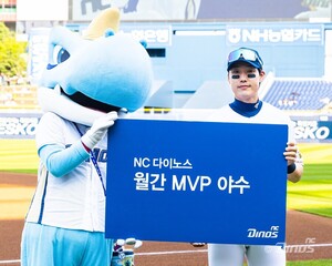 "소금 같은 선수", "필요할 때 최상의 결과를 내는 선수" NC 5월 MVP는 이런 선수들