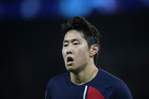 [UCL REVIEW] '투사' 이강인 82분 소화...PSG, 음바페 극장 PK골로 뉴캐슬과 1-1 무승부