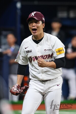 '끝내기 홈런 맞고 2군행' 리그 정상급 불펜이 ERA 10.54 말이 되나…"많이 지친 상태다"